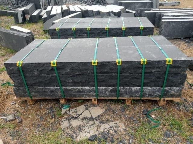 BLACK NATURAL STONE STEPS | JUNO STONE PAVING (OPC) PRIVATE LIMITED