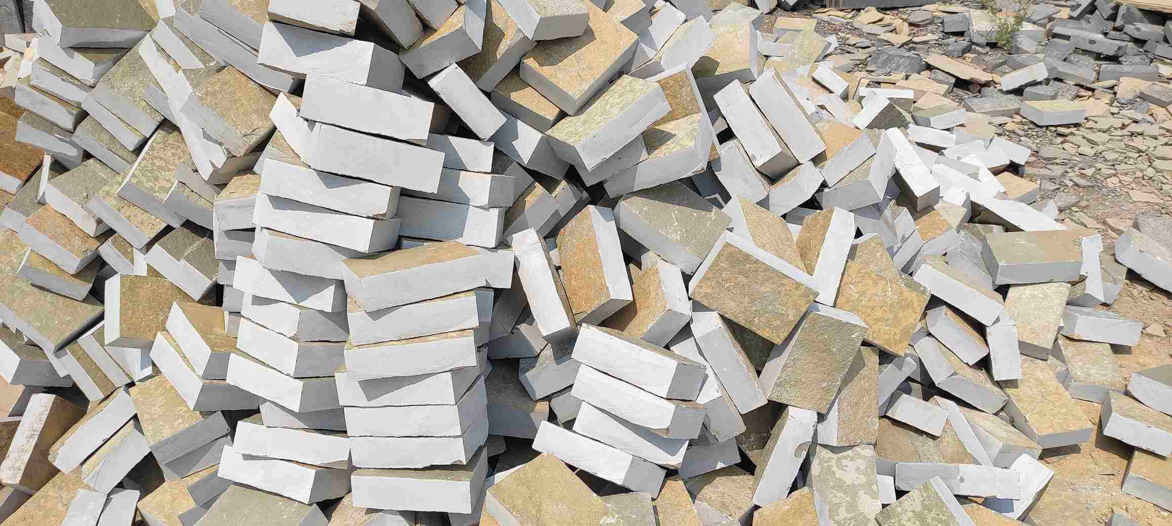 YELLOW LIMESTONE COBBLES 200X100 | JUNO STONE PAVING (OPC) PRIVATE LIMITED